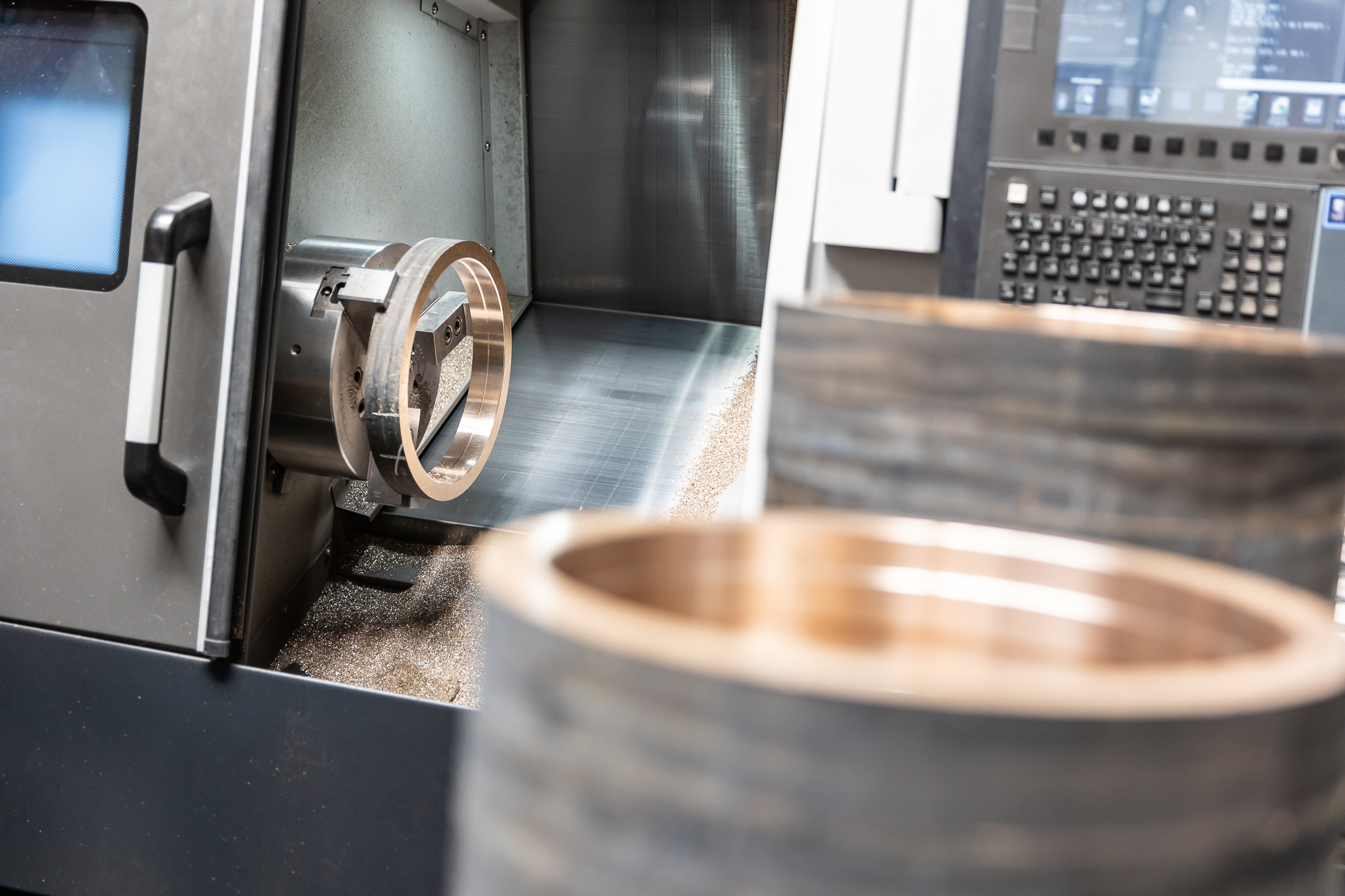 High-Quality Piston Rod Stuffing Boxes | Heco international